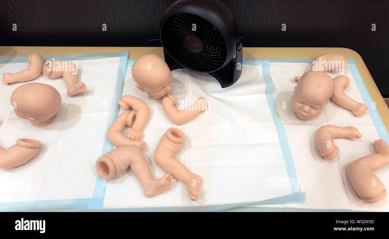 Doll parts hi-res stock photography and images - Alamy