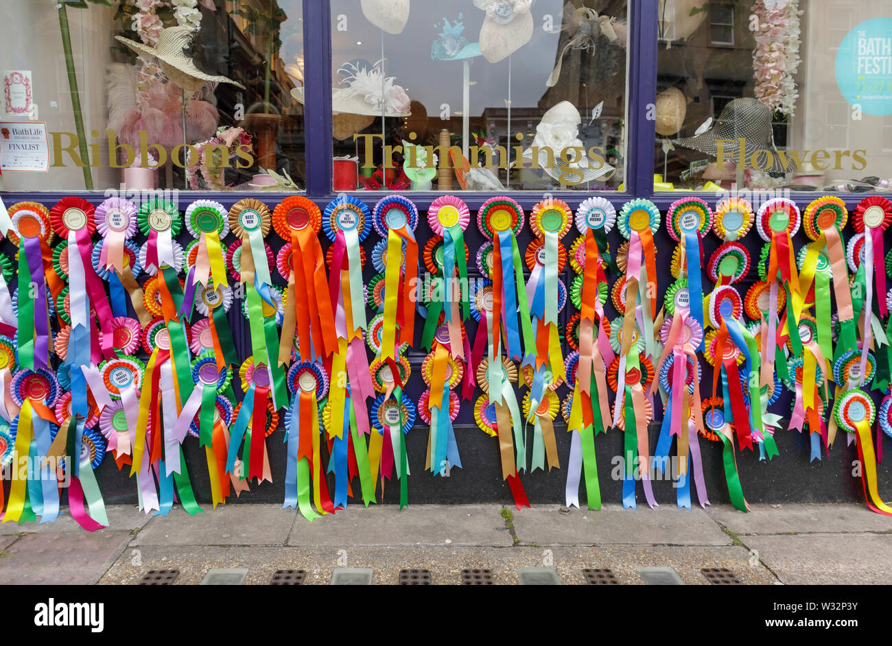 Prize ribbons hi-res stock photography and images - Alamy