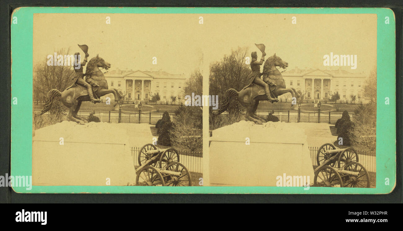 Colossal bronze equestrian statue hi-res stock photography and images ...