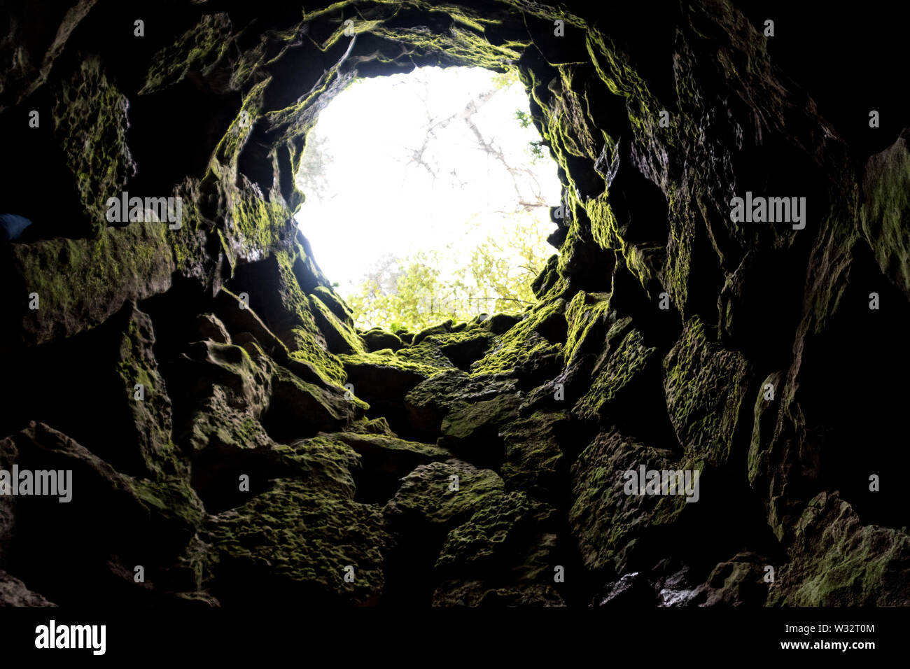 Background tunnel from stone hi-res stock photography and images - Alamy