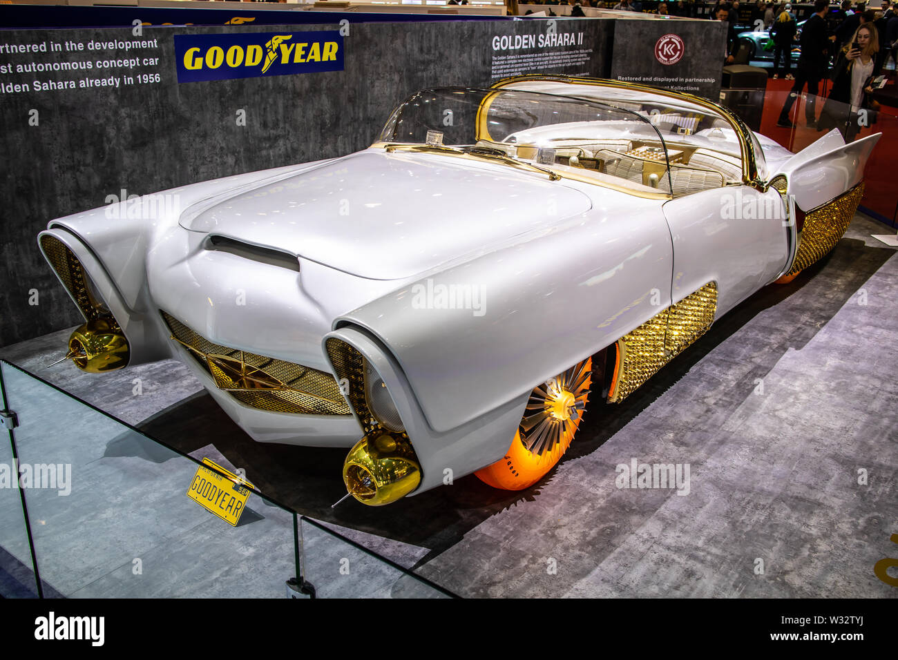 Geneva, March 2019: Goodyear Golden Sahara II Concept Prototype Car ...