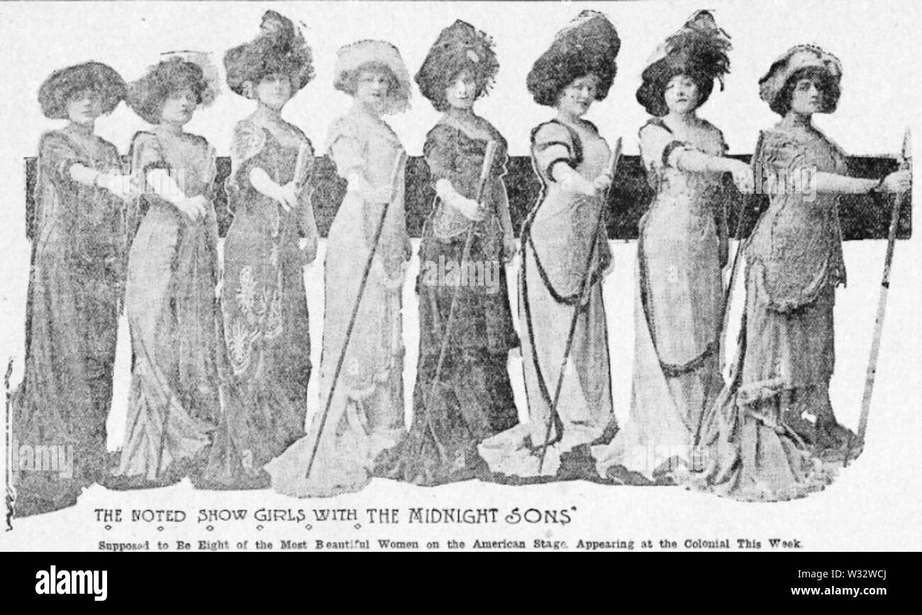 The Midnight Sons female cast photo 1911 Stock Photo - Alamy