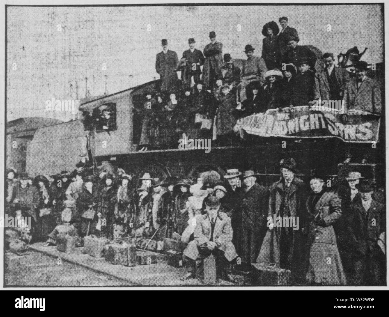 The Midnight Sons 1911 tour cast Stock Photo - Alamy