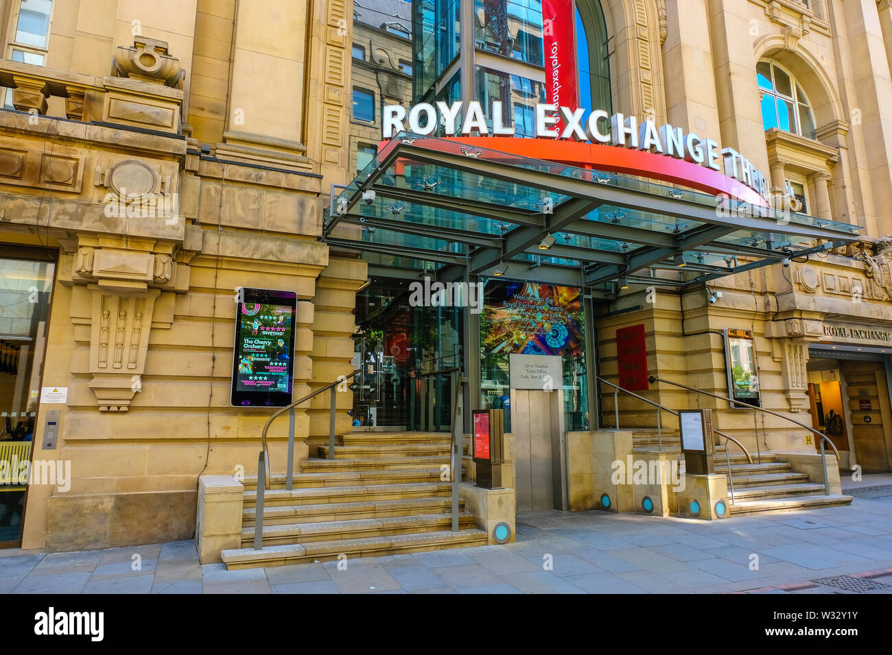 Royal exchange theater manchester hi-res stock photography and images ...