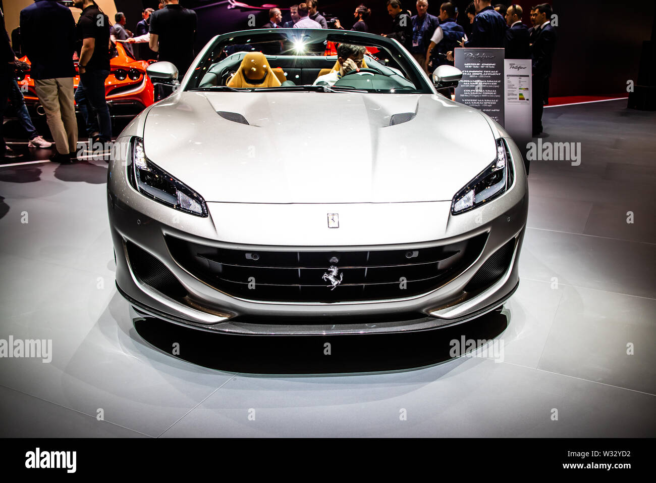 Silver ferrari hi-res stock photography and images - Alamy