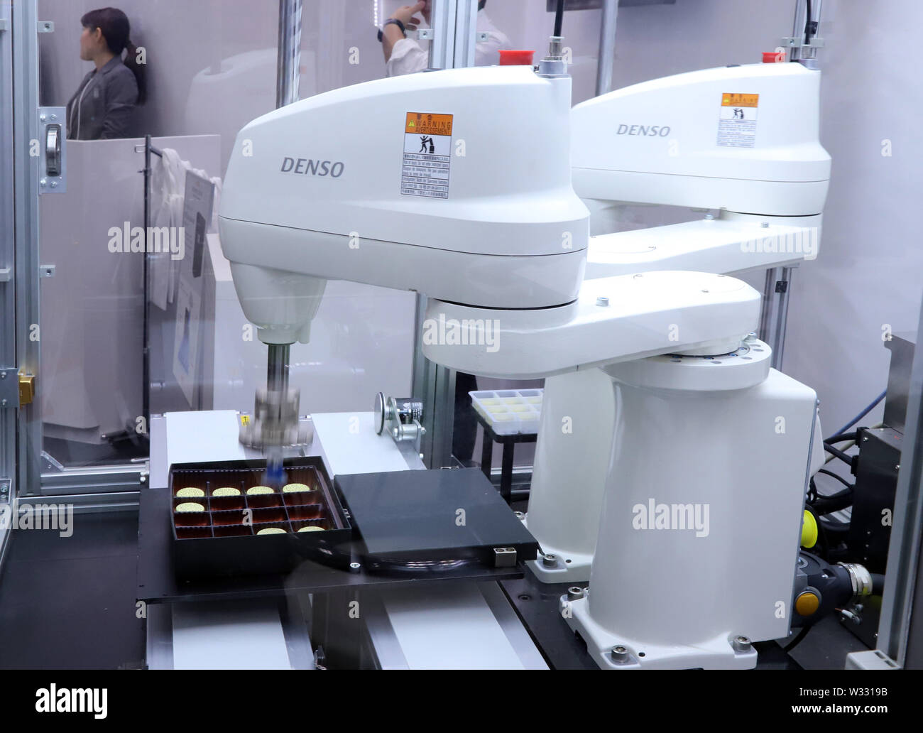 Double packs hi-res stock photography and images - Alamy