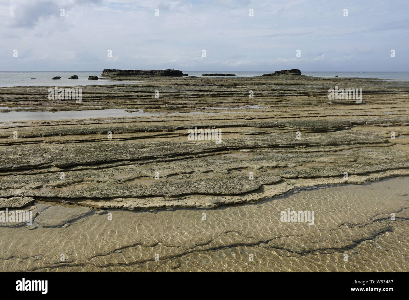 Fault geology layer hi-res stock photography and images - Alamy