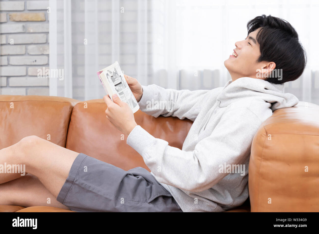 Daily routines Of an asian young man 022 Stock Photo - Alamy