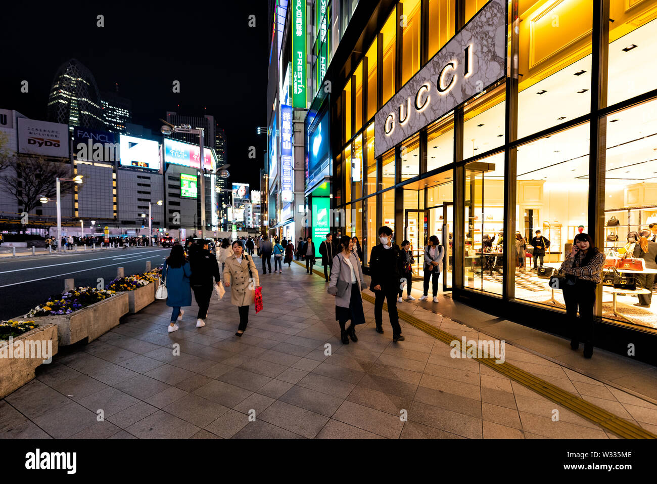 Gucci store shinjuku hi-res stock photography and images - Alamy