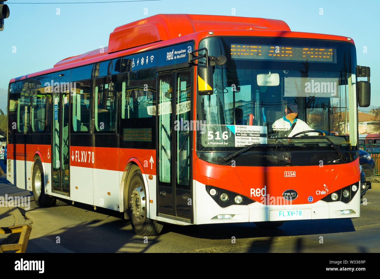Electric buses chile hi-res stock photography and images - Alamy