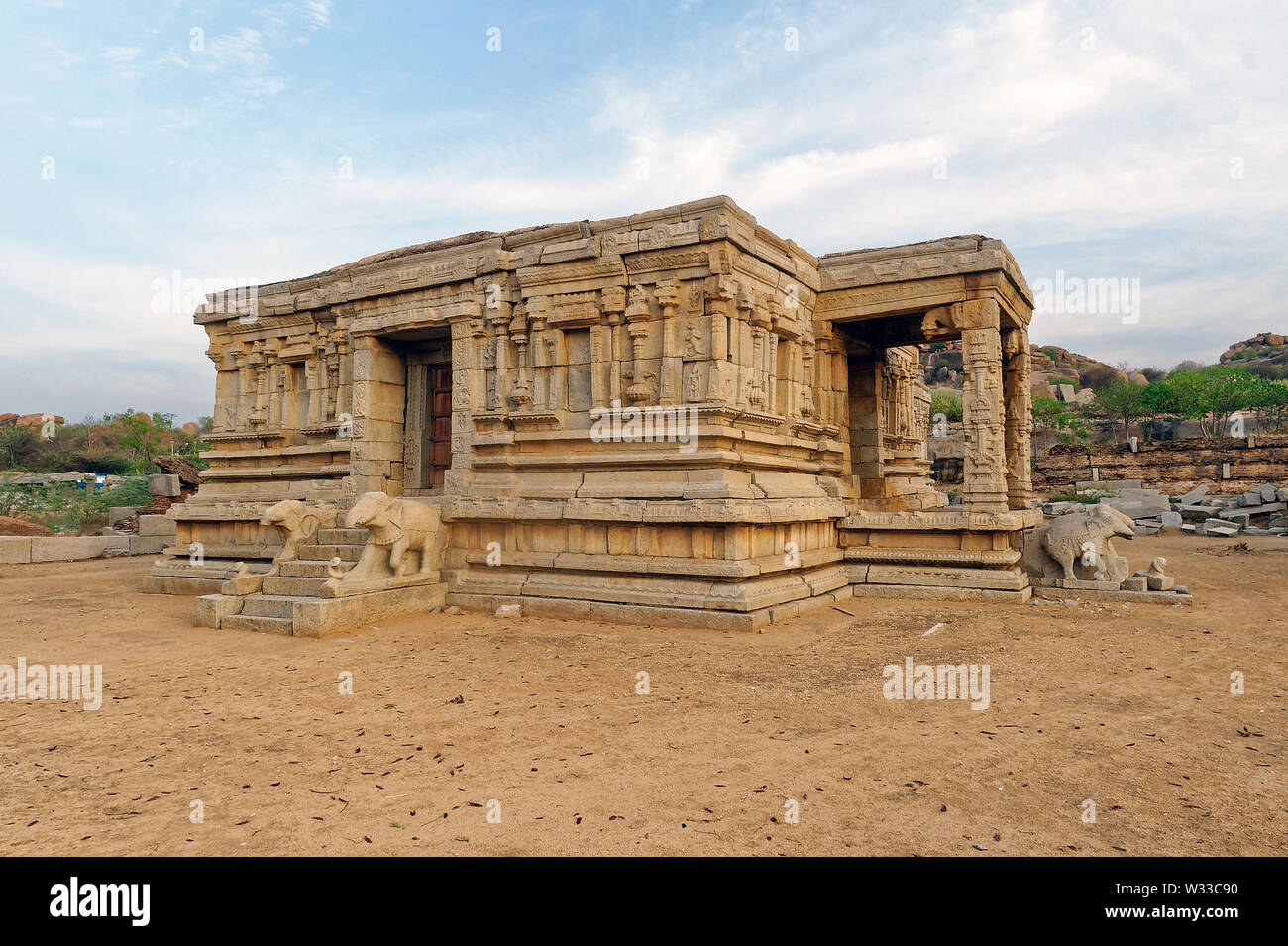 Nammalvar Temple at Hampi Stock Photo - Alamy