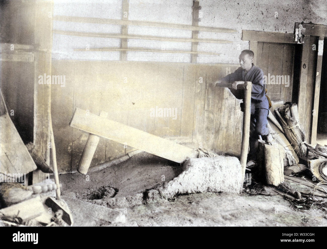 Grinding rice hi-res stock photography and images - Alamy