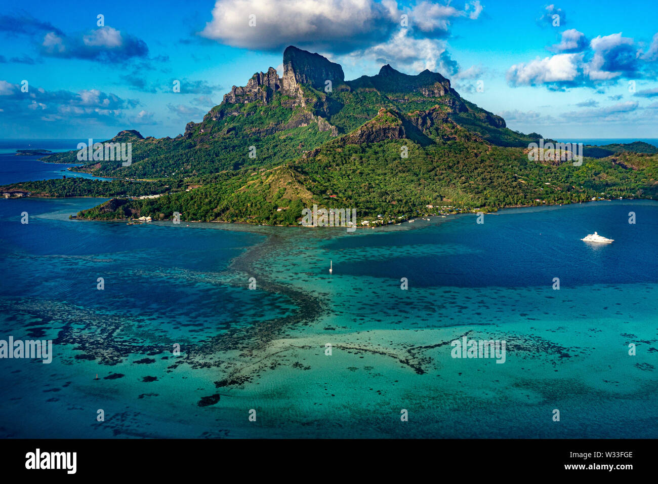 Bora Bora aerial view panorama landscape French Polynesia Stock Photo ...