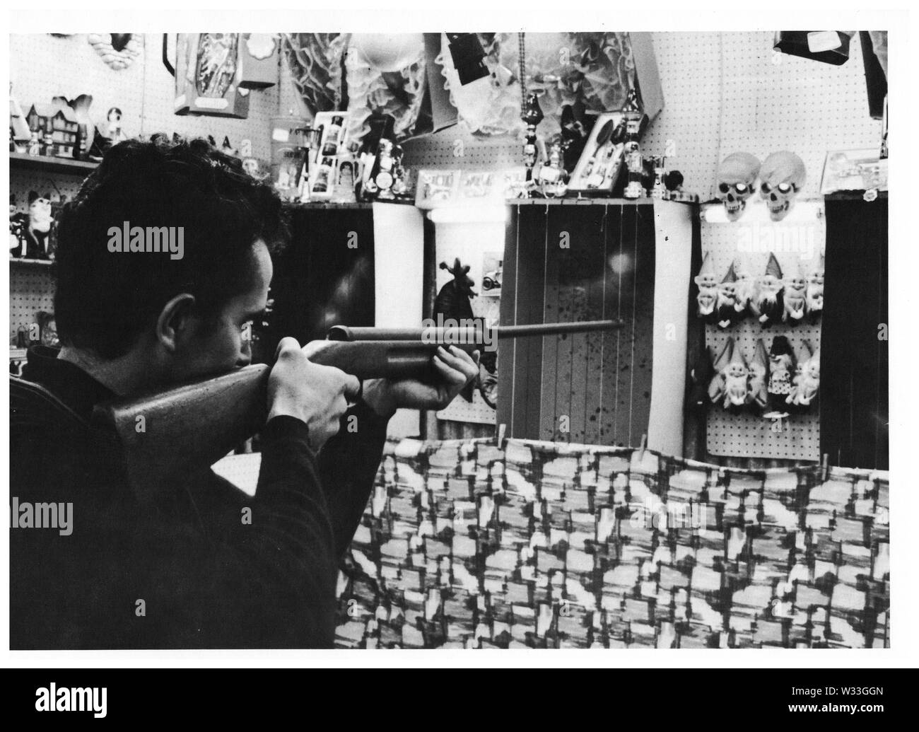 Stand de fête foraine Black and White Stock Photos & Images - Alamy
