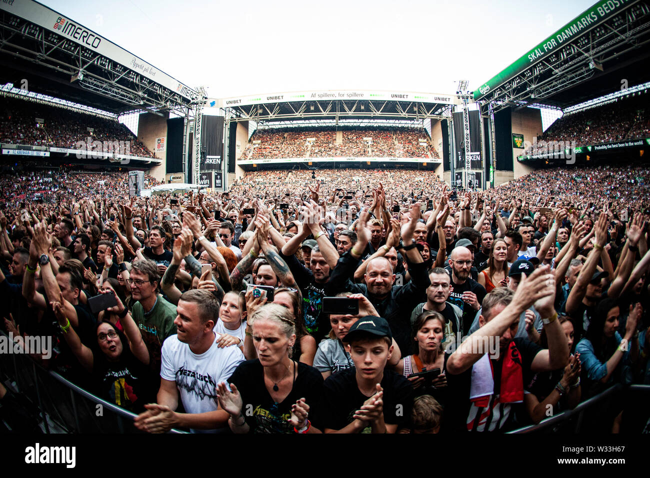 Metallica attend hi-res stock photography and images - Alamy