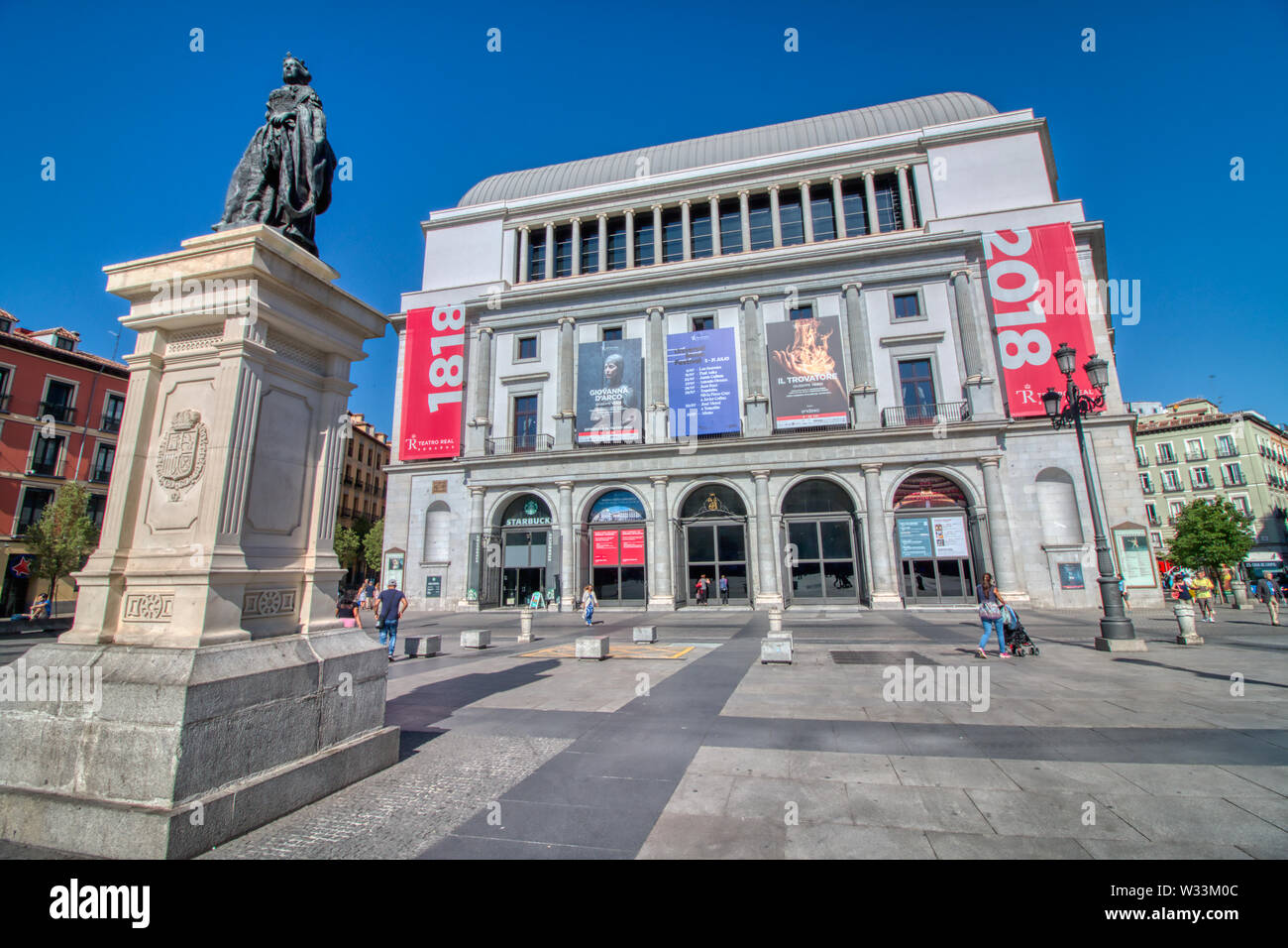Madrid royal opera house hi-res stock photography and images - Alamy