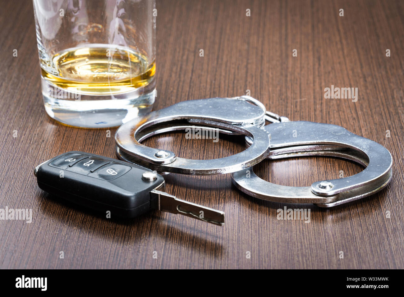 Spilled whiskey glass hi-res stock photography and images - Alamy