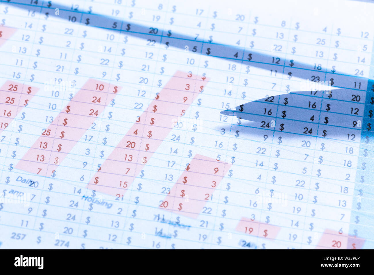 Business Line graph Stock Photo - Alamy