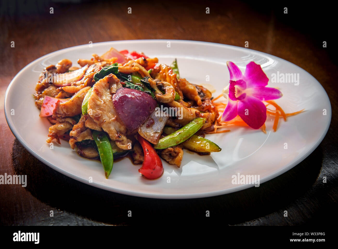 Phat kaphrao hi-res stock photography and images - Alamy