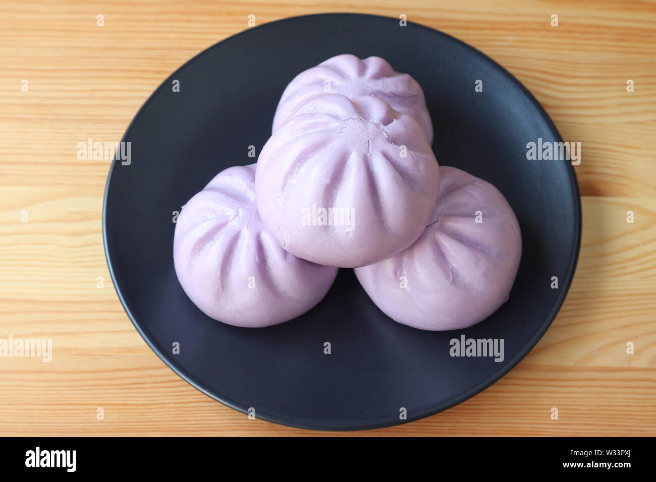 Sweet potato steamed bun snack hi-res stock photography and images - Alamy