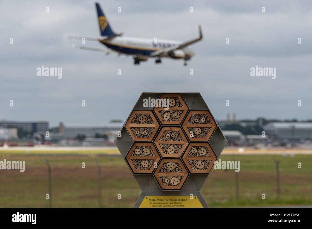 Bluehwiese hi-res stock photography and images - Alamy