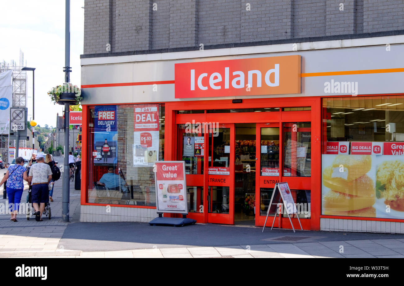 Iceland shop hi-res stock photography and images - Alamy