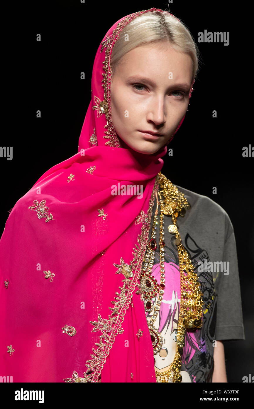 Model at the Maria Escote Fashion Show at the Mercedes-Benz Fashion ...