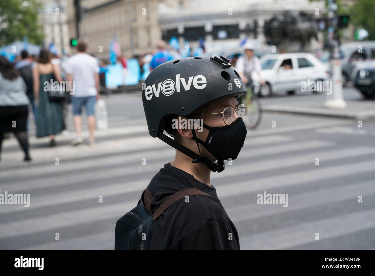 Paris Street Life Stock Photo - Alamy