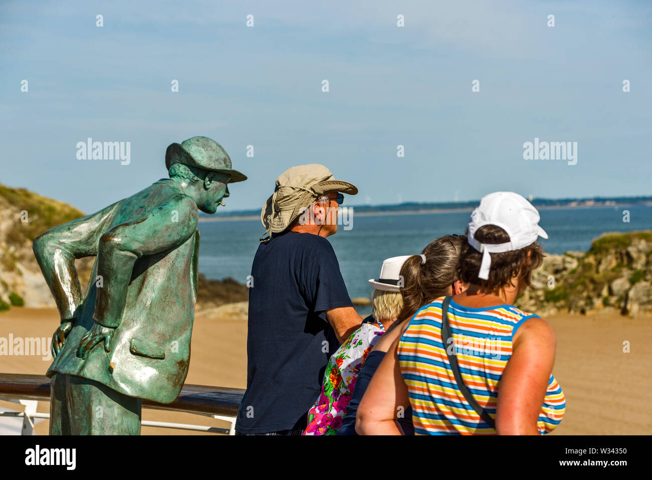 the statue of Monsieur Hulot at Saint-Marc-sur-Mer (Saint-Nazaire ...