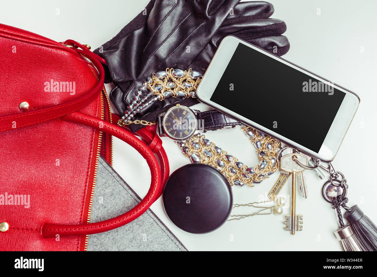 Womans handbag open hi-res stock photography and images - Alamy