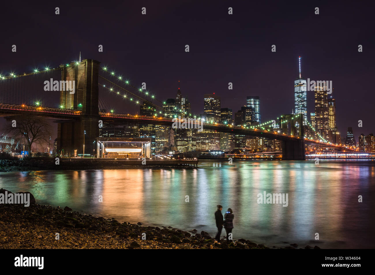 Brooklyn bridge night view hi-res stock photography and images - Alamy