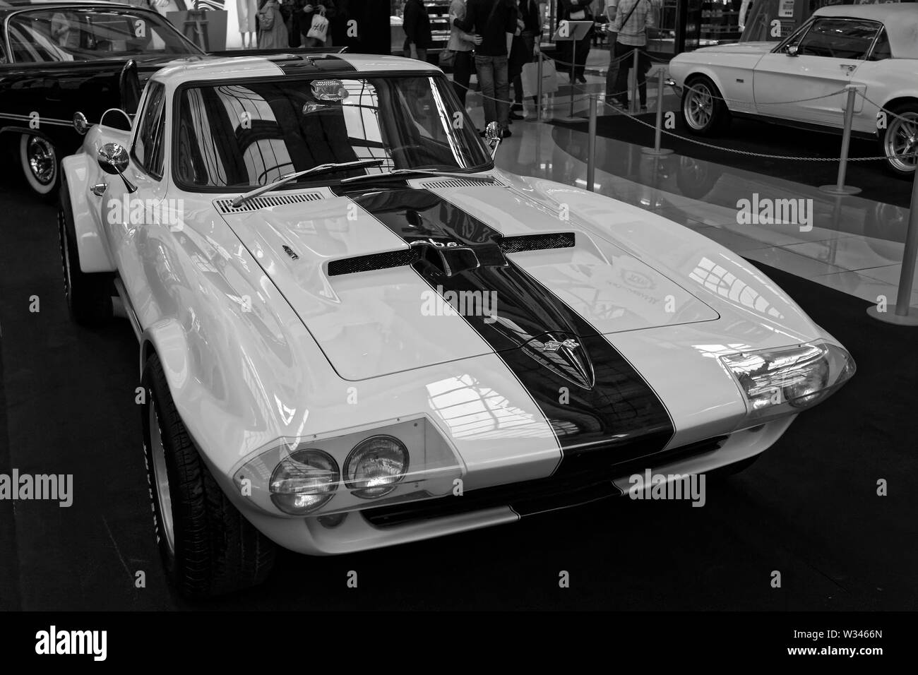 Chevrolet corvette stingray c2 1967 hi-res stock photography and images ...