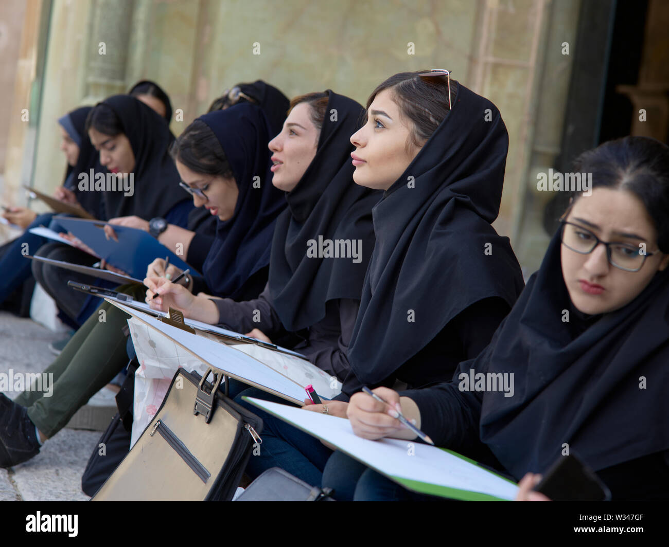 University students in isfahan iran hi-res stock photography and images ...
