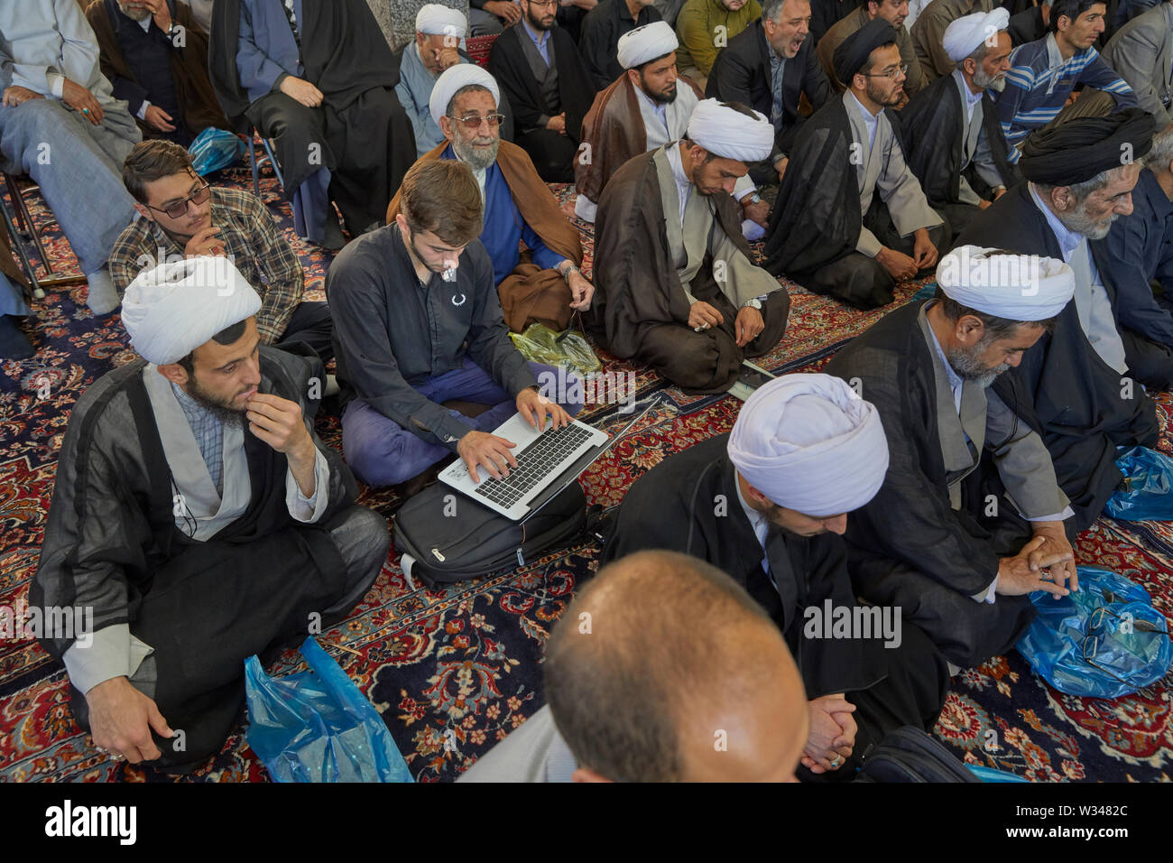 Iranian hamadan iran hi-res stock photography and images - Alamy