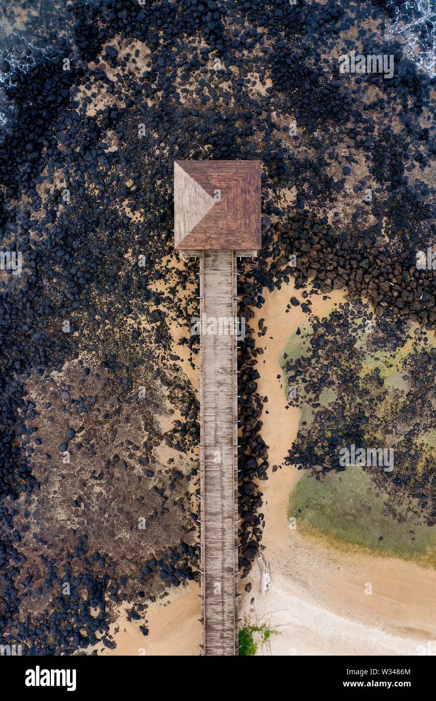 Arched truss footbridge hi-res stock photography and images - Alamy