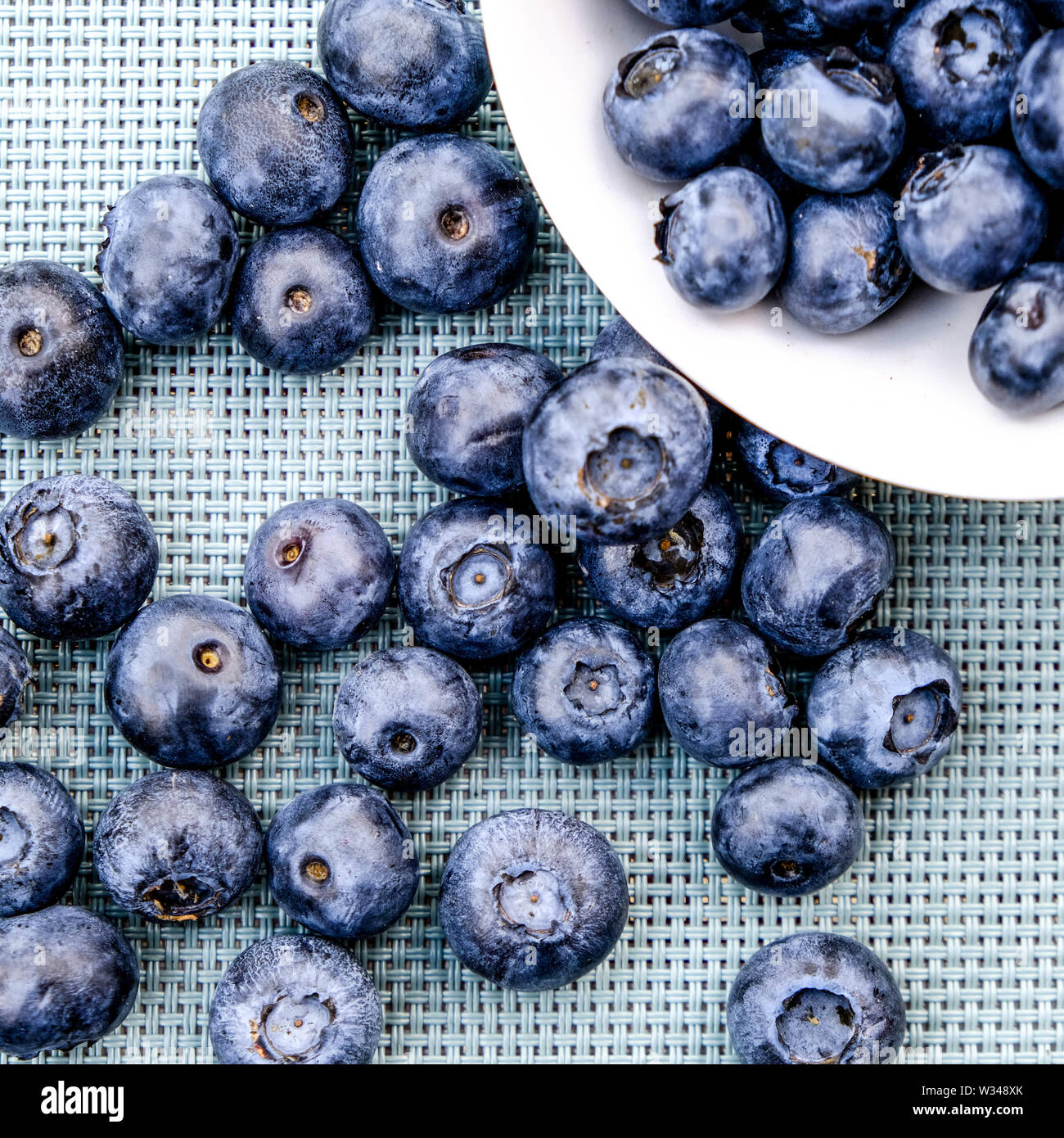 Healthy blueberries hi-res stock photography and images - Alamy