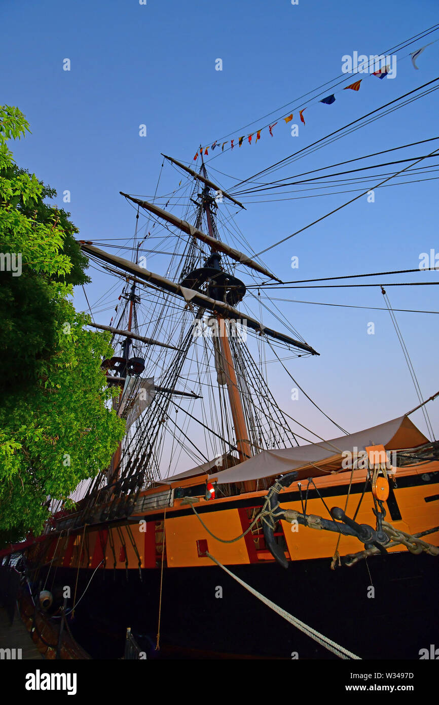 Canada ship hi-res stock photography and images - Alamy