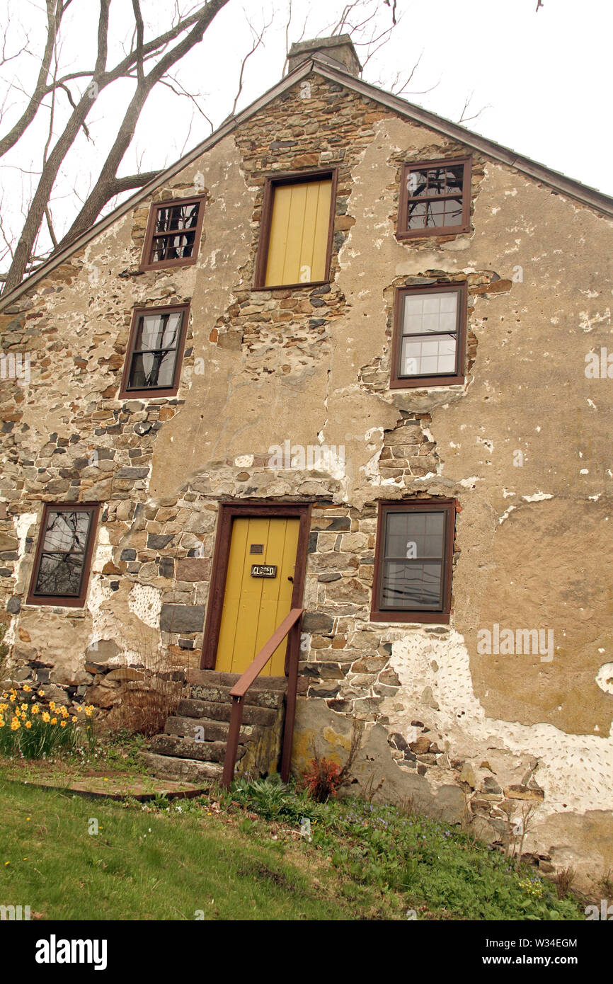 The historical John Knauer House and Mill in Pennsylvania, USA. Stone ...