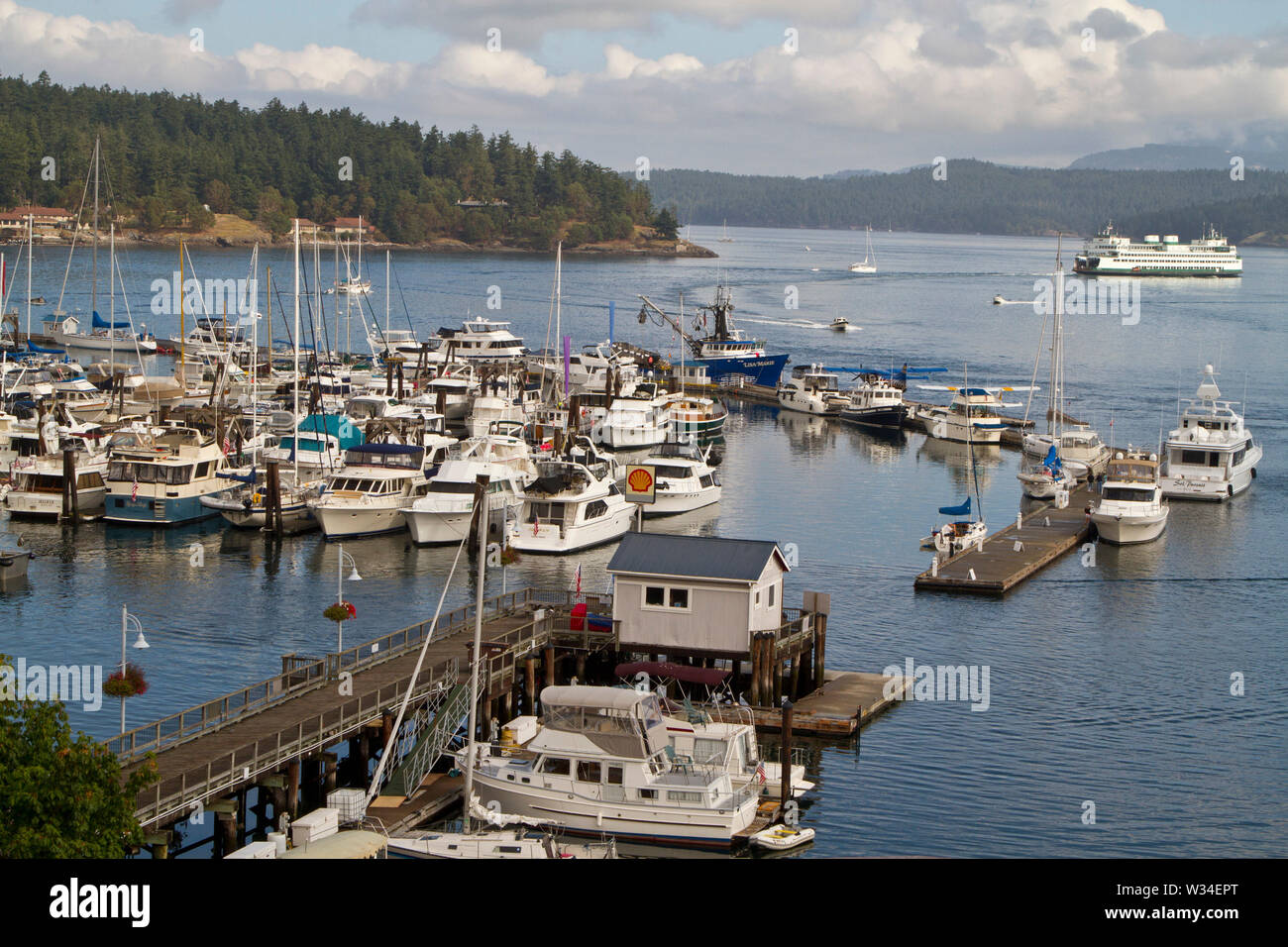 Port of seattle ferry hi-res stock photography and images - Alamy