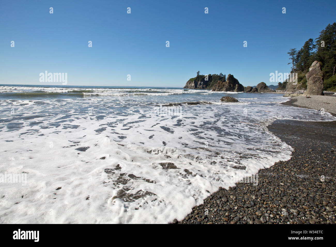 Ruby like crystals hi-res stock photography and images - Alamy