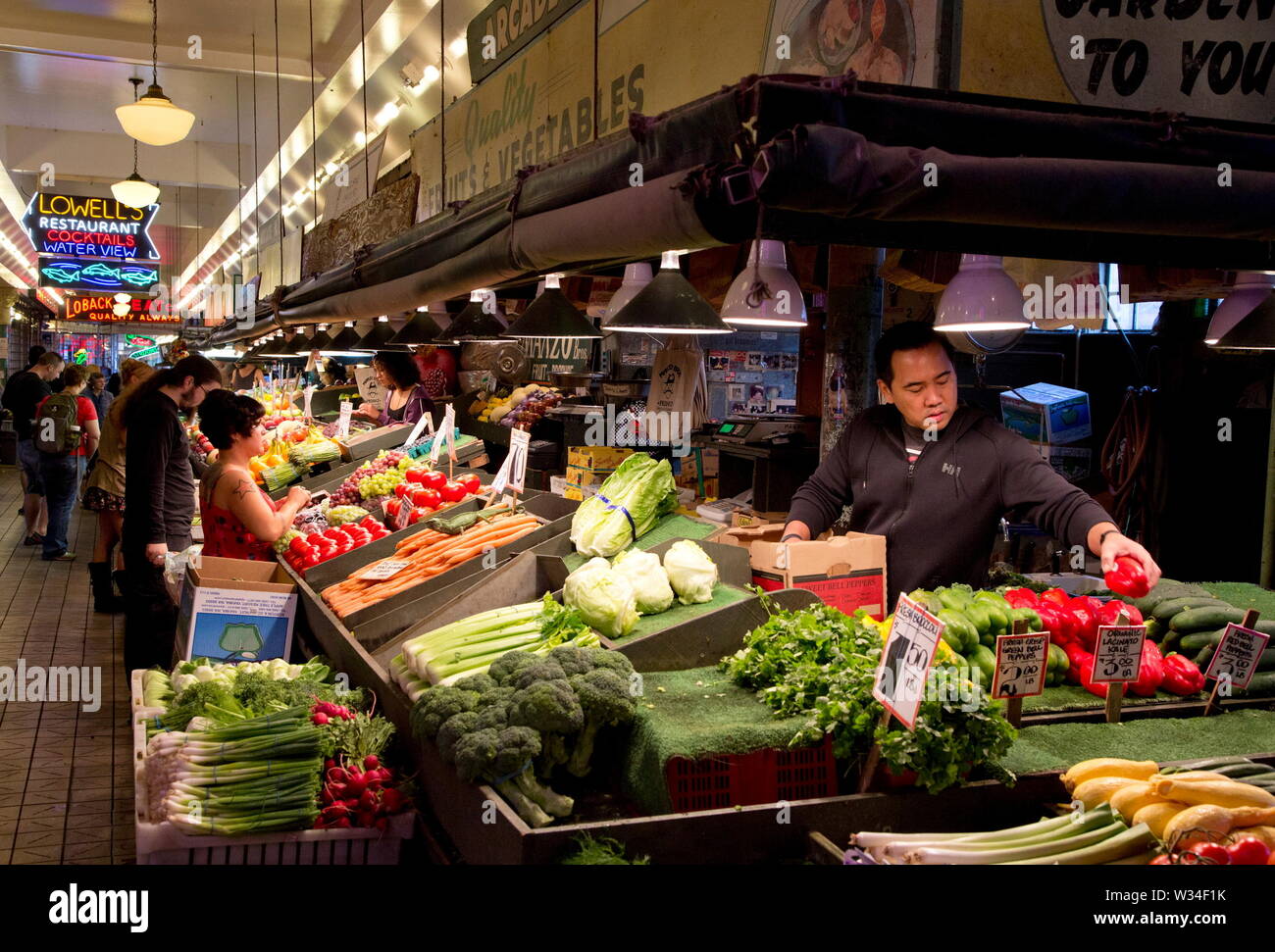 Oldest public market hi-res stock photography and images - Alamy