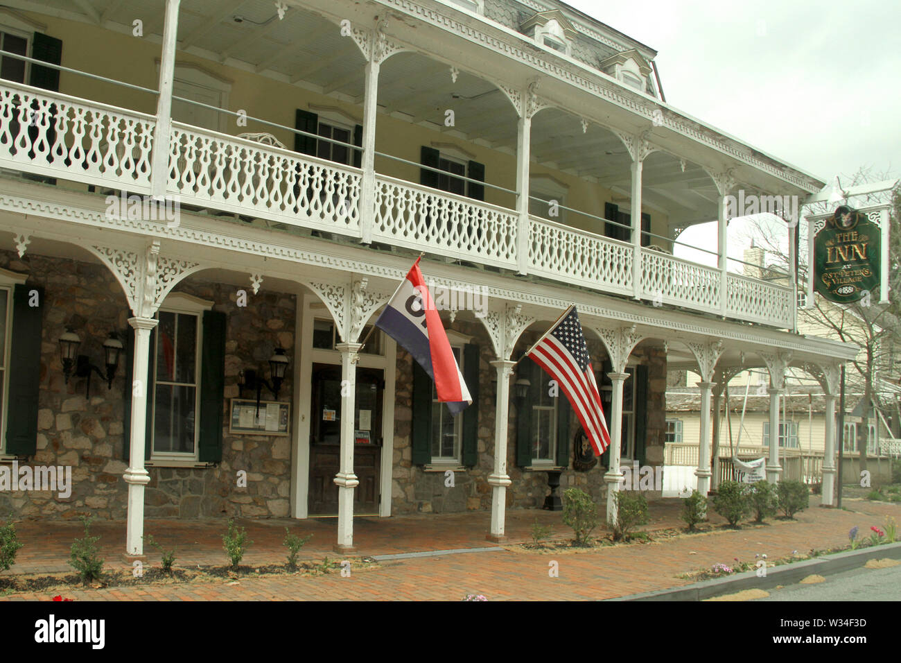 Historical bed hi-res stock photography and images - Alamy