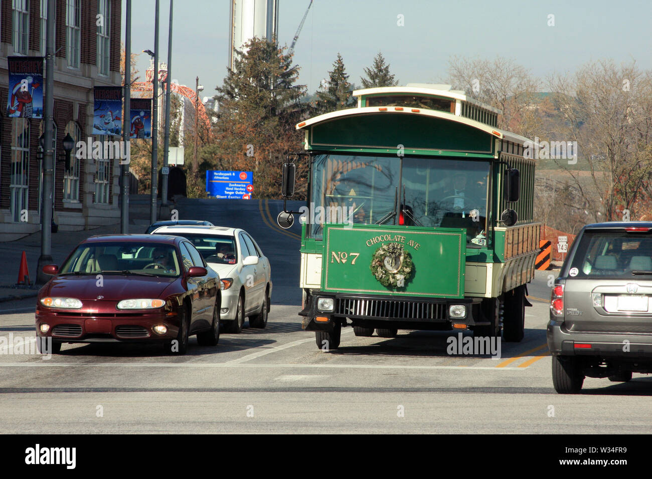 The green trolley giving a tour at Hershey's Chocolate World in ...
