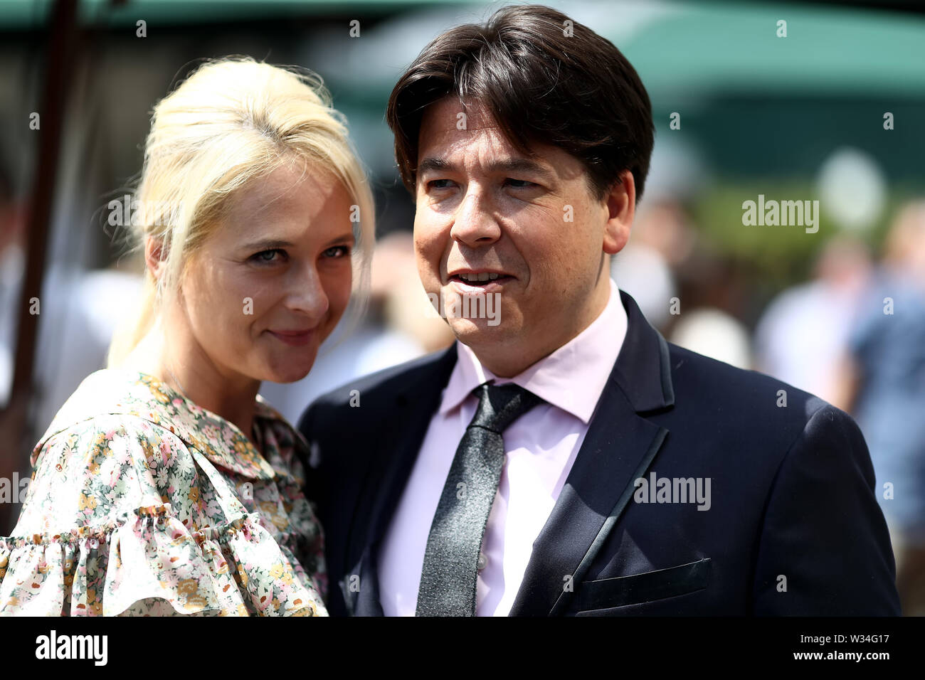Michael mcintyre and kitty hi-res stock photography and images - Alamy