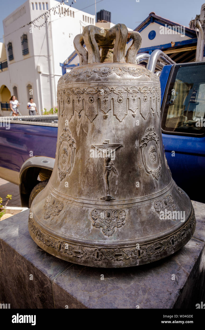 Ancient greek bell hi-res stock photography and images - Alamy