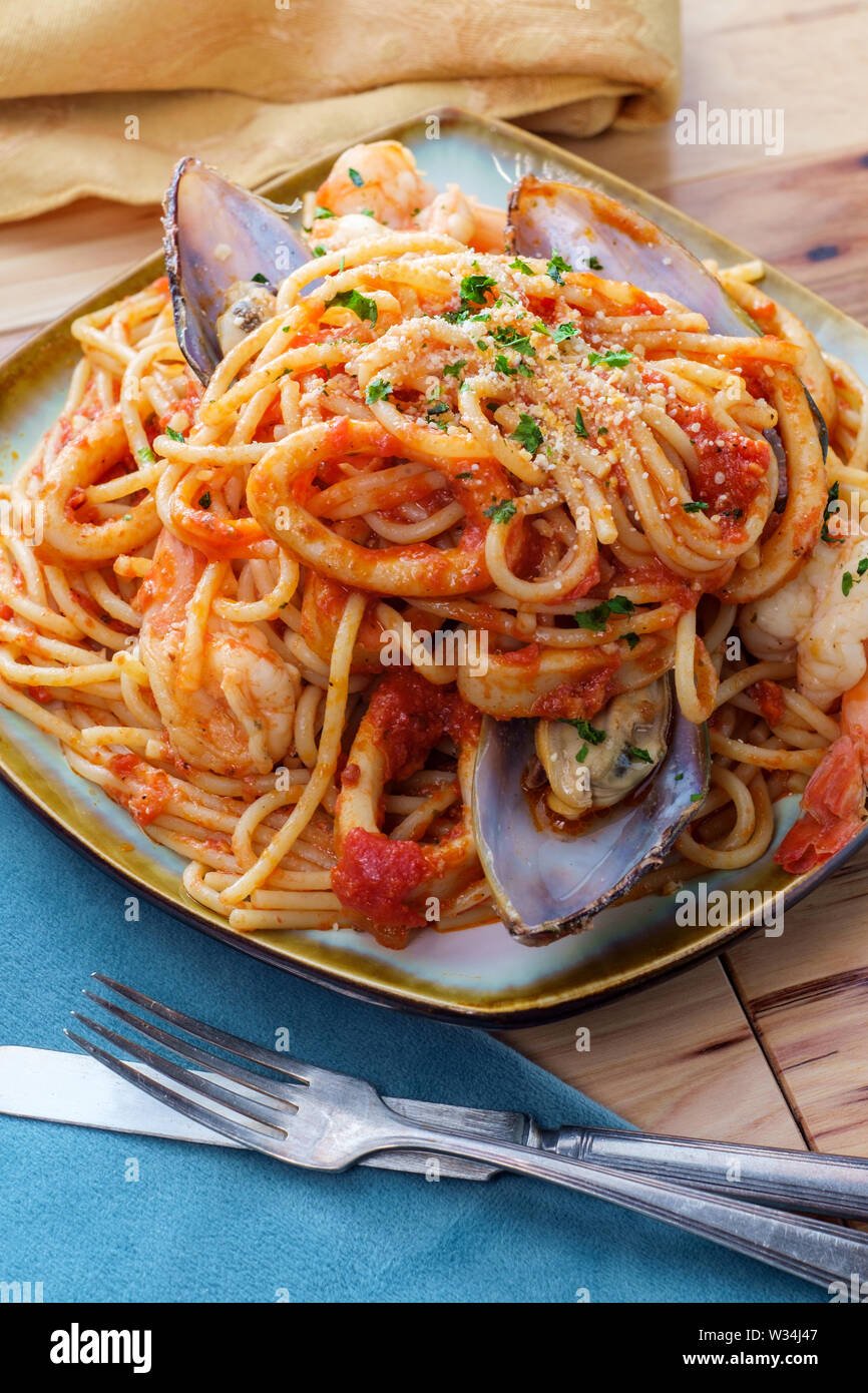 Italian seafood pasta pescatore with mussels shrimp and squid Stock ...