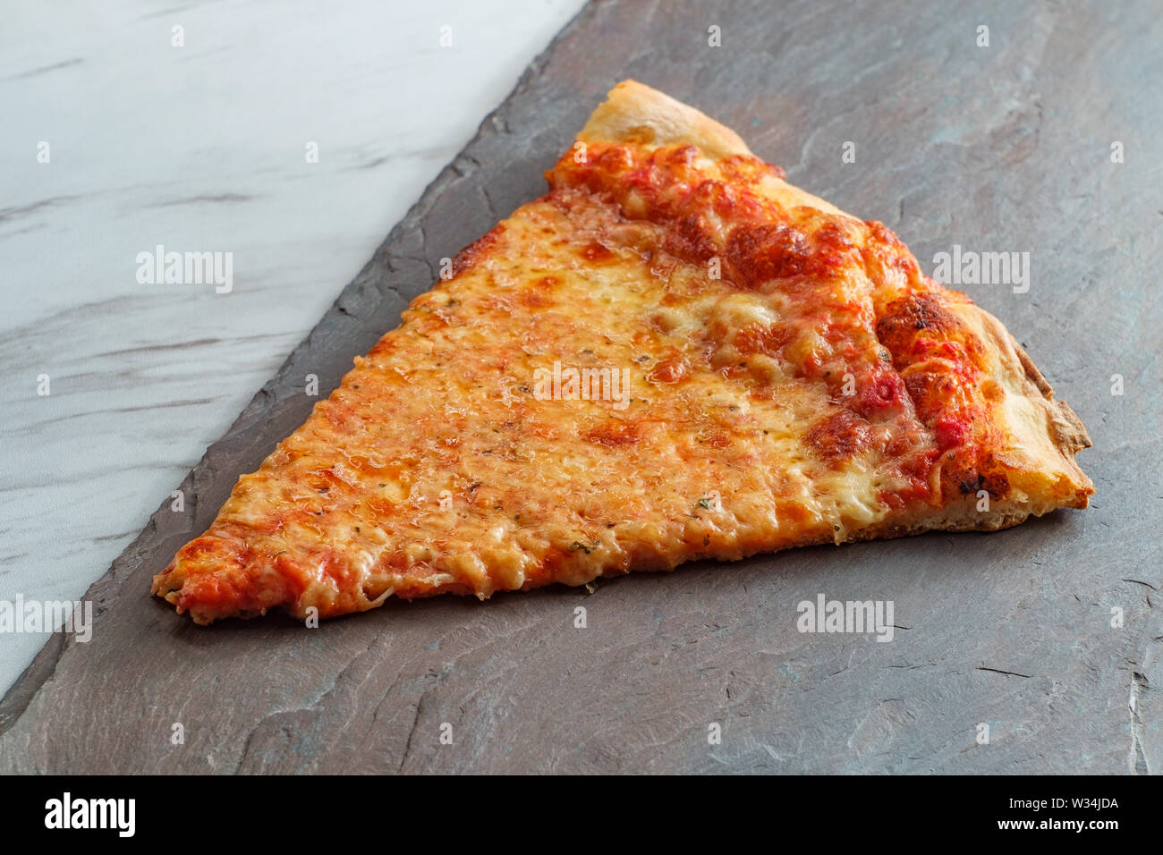 Pizza slab hi-res stock photography and images - Alamy