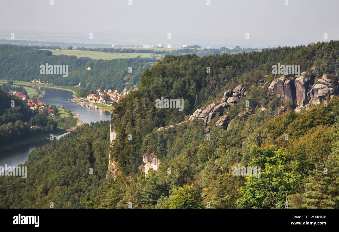 Elbe river and Bastei at Elbe sandstone mountains near Rathen village ...