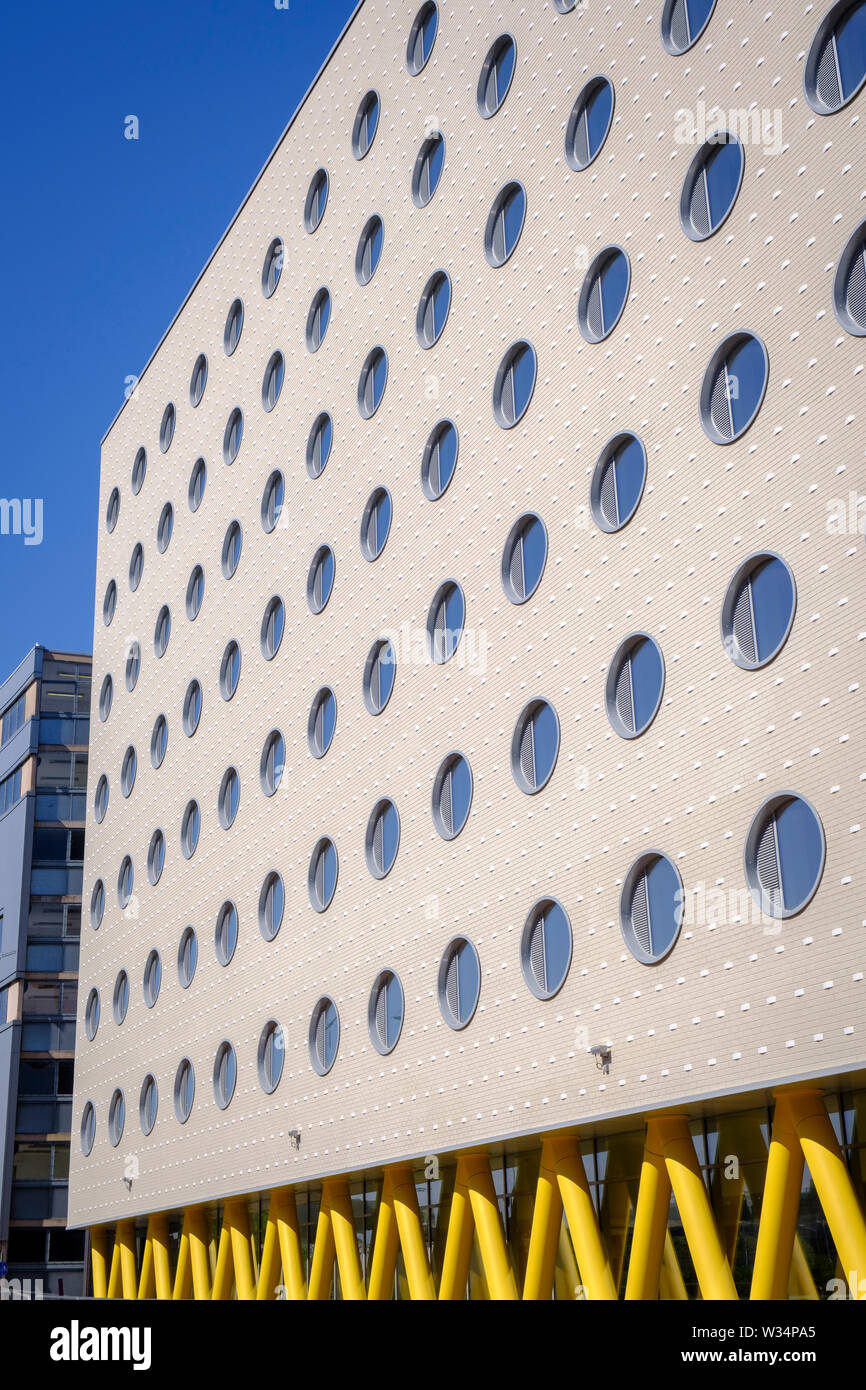 Modern wales hi-res stock photography and images - Alamy