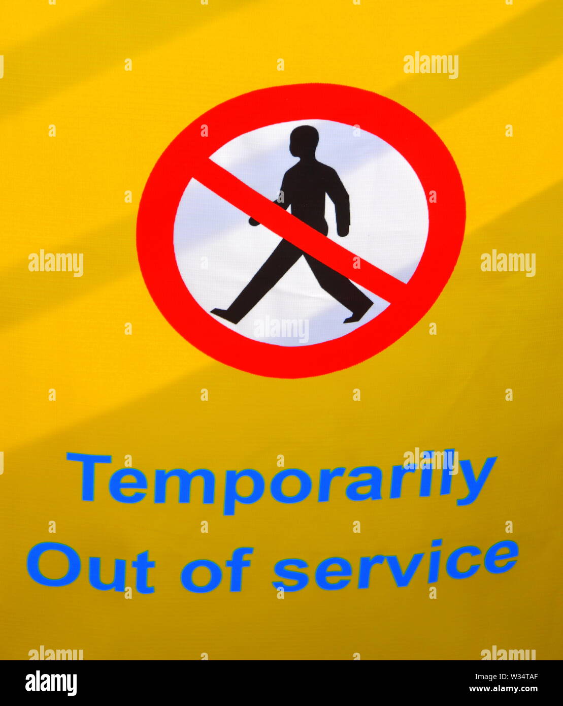 Out Of Service Sign Hi res Stock Photography And Images Alamy out-of-service-sign-hi-res-stock-photography-and-images-alamy